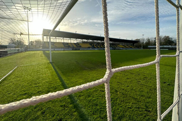 Mini F gaat weer buiten trainen - Rijnsburgse Boys